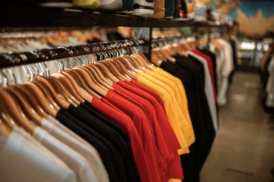 What is the difference between CNY and CNH?